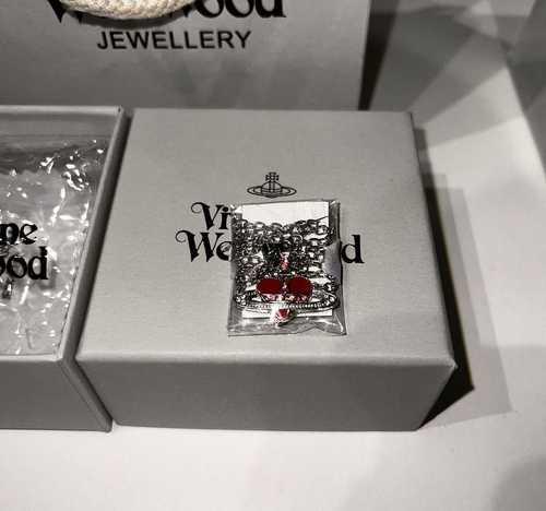 Подвеска vivienne westwood