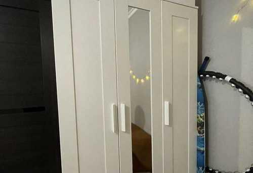 Шкаф IKEA белый Бримнэс