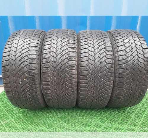 Gislaved Nord Frost 200 235/55 R17 125T