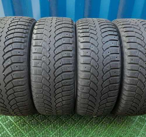 Bridgestone Blizzak Spike-01 225/55 R17 120T