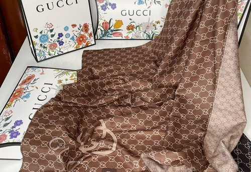 Двухстронний платок Gucci 90*90 см