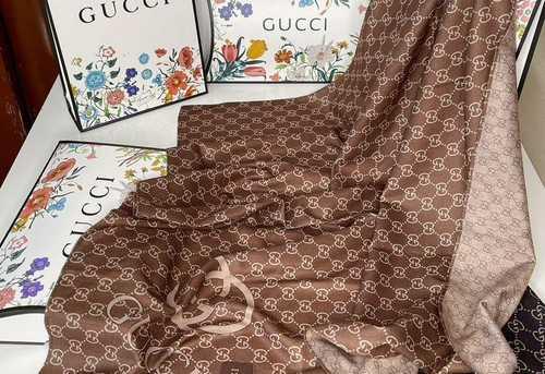 Двухстронний платок Gucci 90*90 см