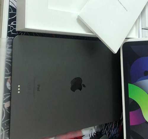 iPad air 4 2020 64gb