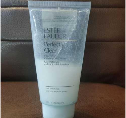 Estee lauder perfectly clean умывалка