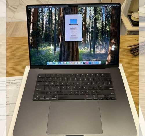 Apple macbook pro 16 m3 pro