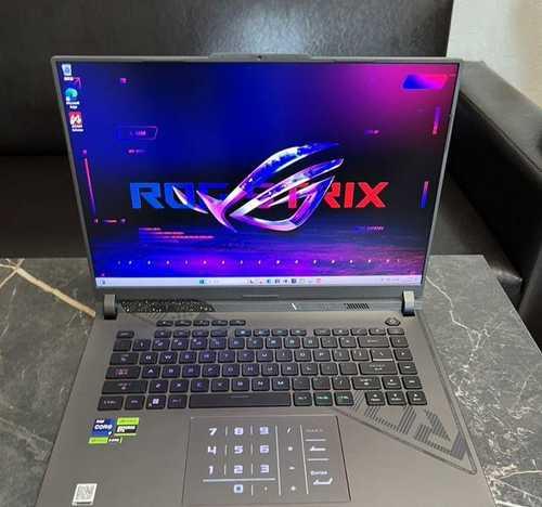 Asus Rog Strix 16 i9-13980/Rtx 4060