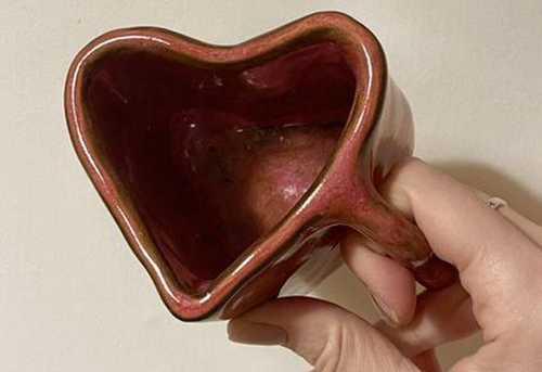 Керамическая кружка ручной работы в виде сердца