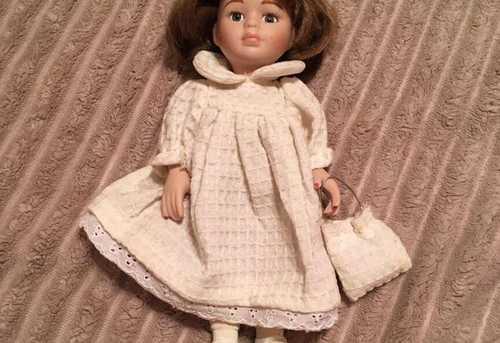 Кукла фарфоровая 24 см
