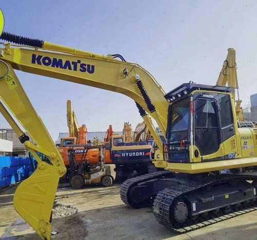Стекло заднее на экскаватор Komatsu PC200