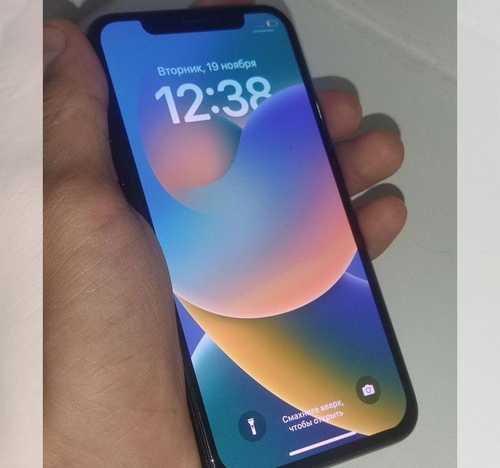 iPhone X, 64 ГБ