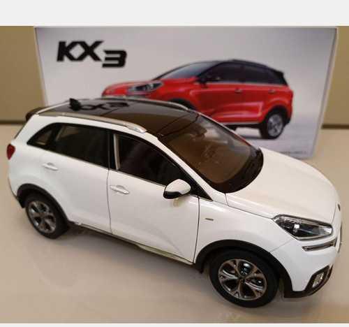 Kia KX3 Первое поколение (2015-2019) Белый 1:18