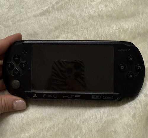 Sony psp e1008   игры