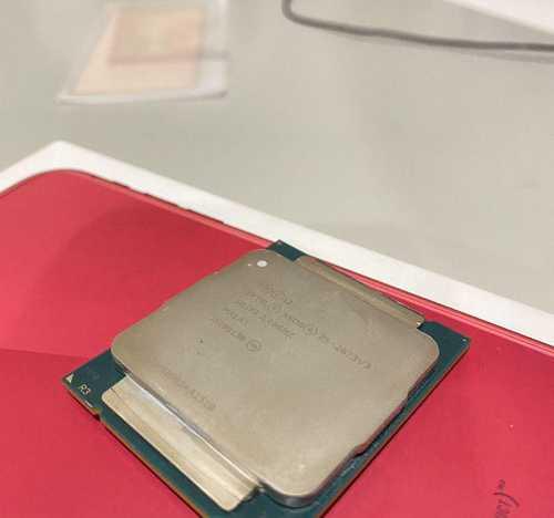 Intel xeon e5 2673 v3