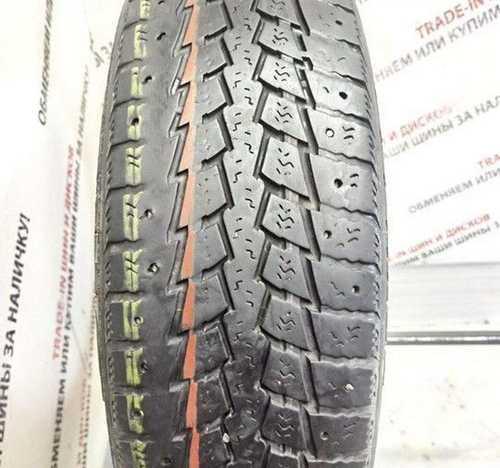 Kumho Power Grip KC11 205/70 R15C 106Q