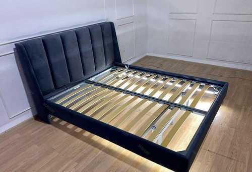 Кровать двухспальная парящая с подсветкой