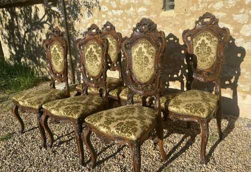 Антикварные стулья в стиле рококо