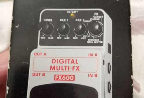 Гитарная педаль Behringer FX600