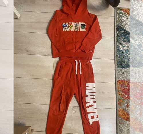 Костюм флисовый га мальчика marvel 110 р
