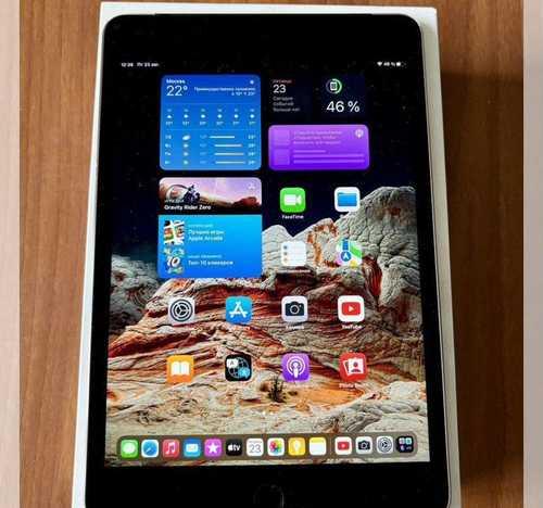 Планшет iPad Mini 4