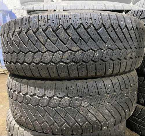 Gislaved Nord Frost 200 SUV 215/65 R16