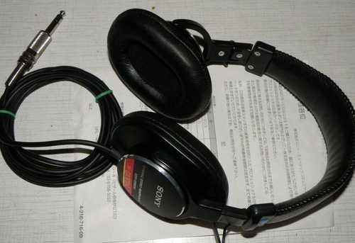 Стереонаушники Sony MDR-CD900ST. Япония
