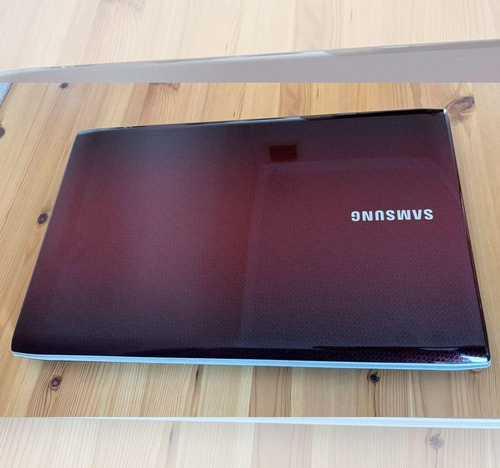 Ноутбук Samsung r730