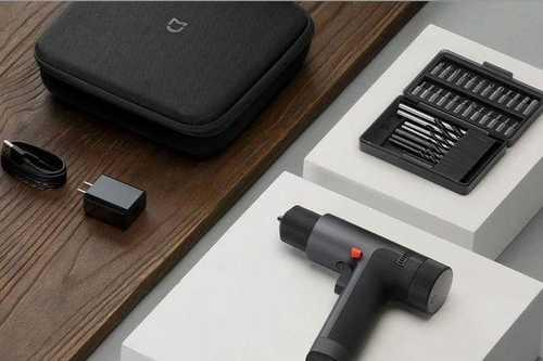 Дрель-шуруповерт Xiaomi 12V Max Brushless Cordless