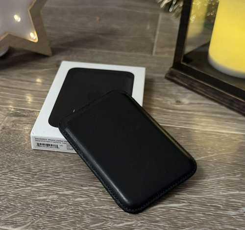 Оригинальный Apple Leather MagSafe Wallet