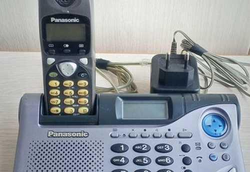 Телефон Panasonic KX-TCD735
