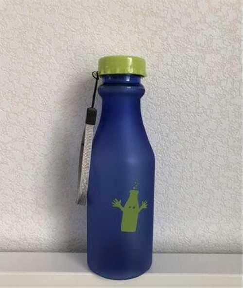 Бутылка синяя пластиковая для воды
