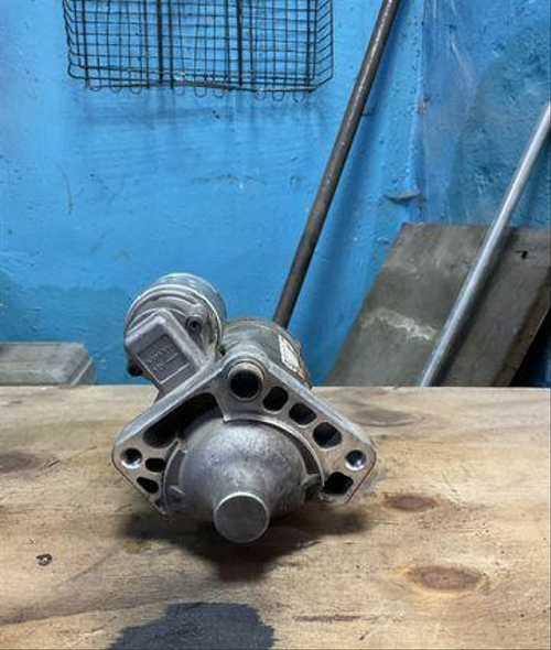 Стартер Volvo дизель D4204T4 T5 T8 T23