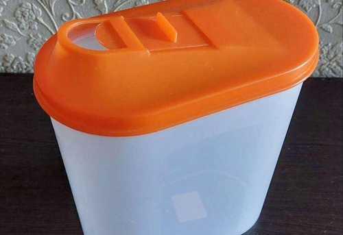 Пластиковый контейнер для продуктов 2 л