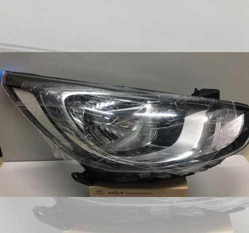 Фара правая 921024L000 Hyundai Solaris с 2011-2014