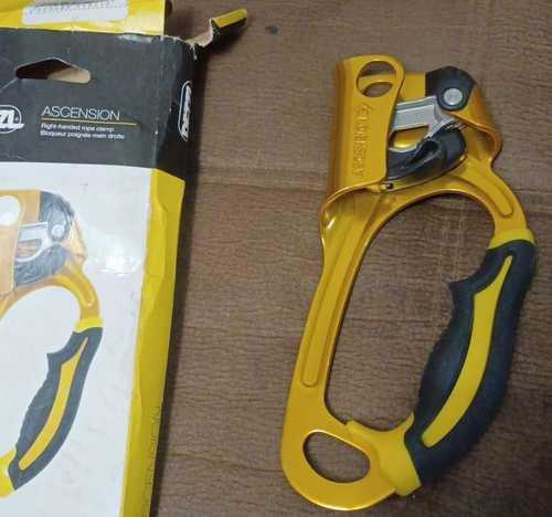 Зажим жумар Petzl Ascension