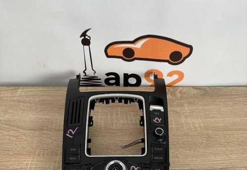 Блок управления магнитолой Audi A4 8K cdhb 1.8