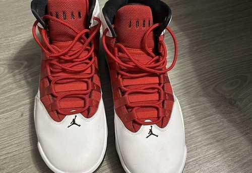 Кроссовки Jordan Max Aura White Gym Red