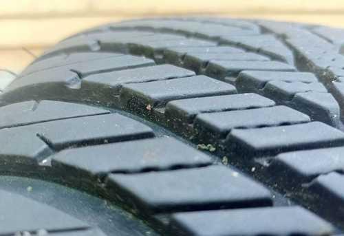 Goodyear Vector 4Seasons 225/50 R17 98V