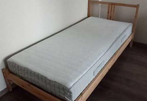 Кровать IKEA 90*200