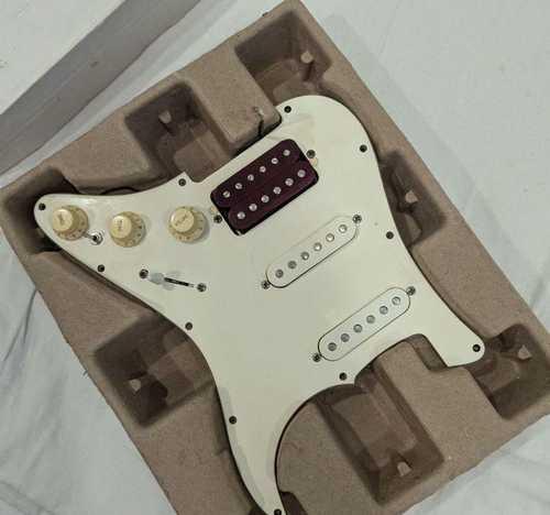 Пикгард stratocaster