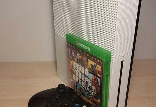 Xbox one s 1000GB +GTA5 +аккумуляторы