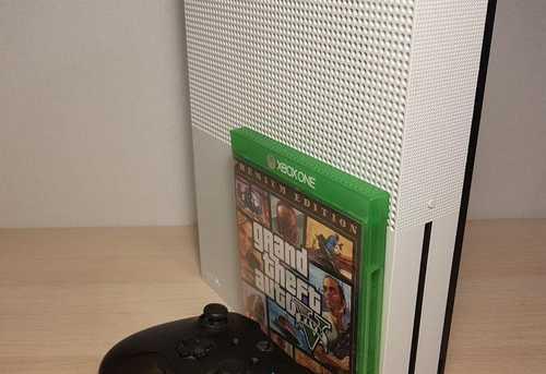 Xbox one s 1000GB +GTA5 +аккумуляторы