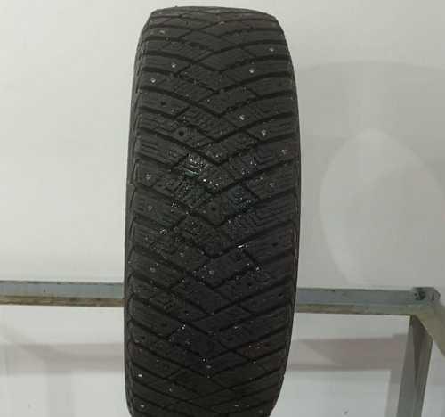 Goodyear Ultragrip Ice Arctic 215/60 R17