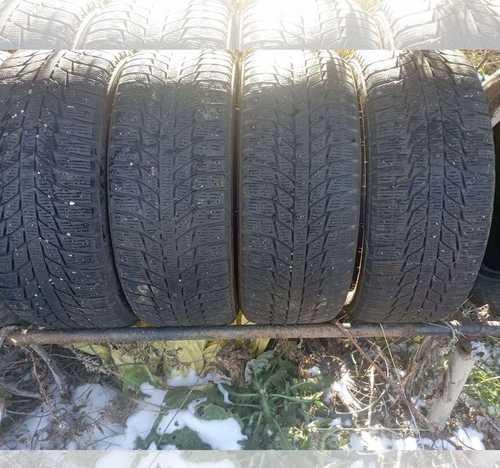 Triangle Snowlink PL02 215/45 R17 28L