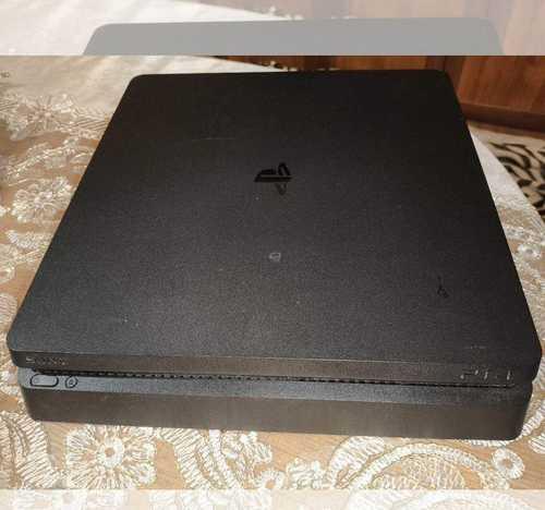 PS4 Slim