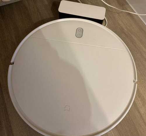 Робот-пылесос Xiaomi Mi Robot Vacuum-Mop Essential