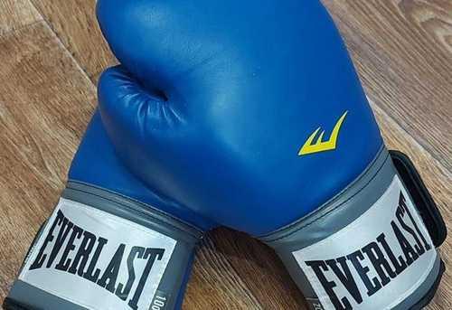 Боксерские перчатки 10 oz everlast