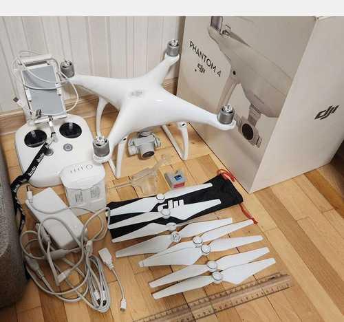 Квадрокоптер dji phantom 4