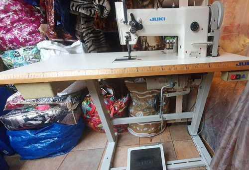 Juki DNU-241H Швейная машинка со столом
