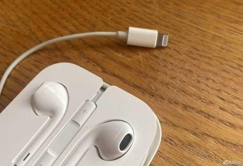 Наушники earpods