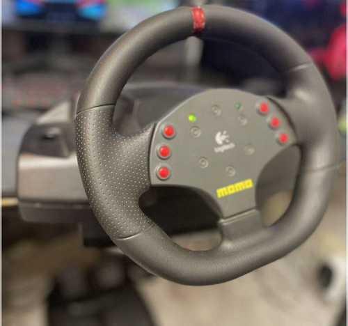 Игровой руль logitech momo racing